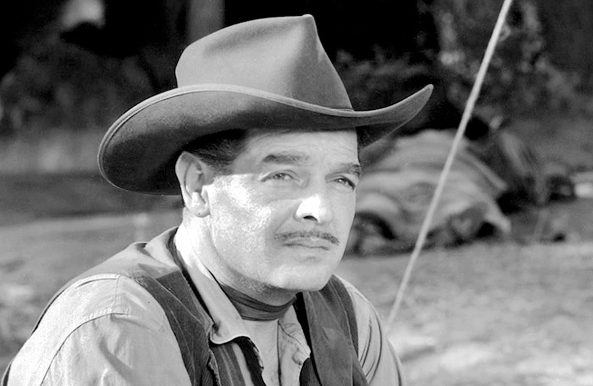 Similarities and Resemblances - Page 209 - The Classic Horror Film Board